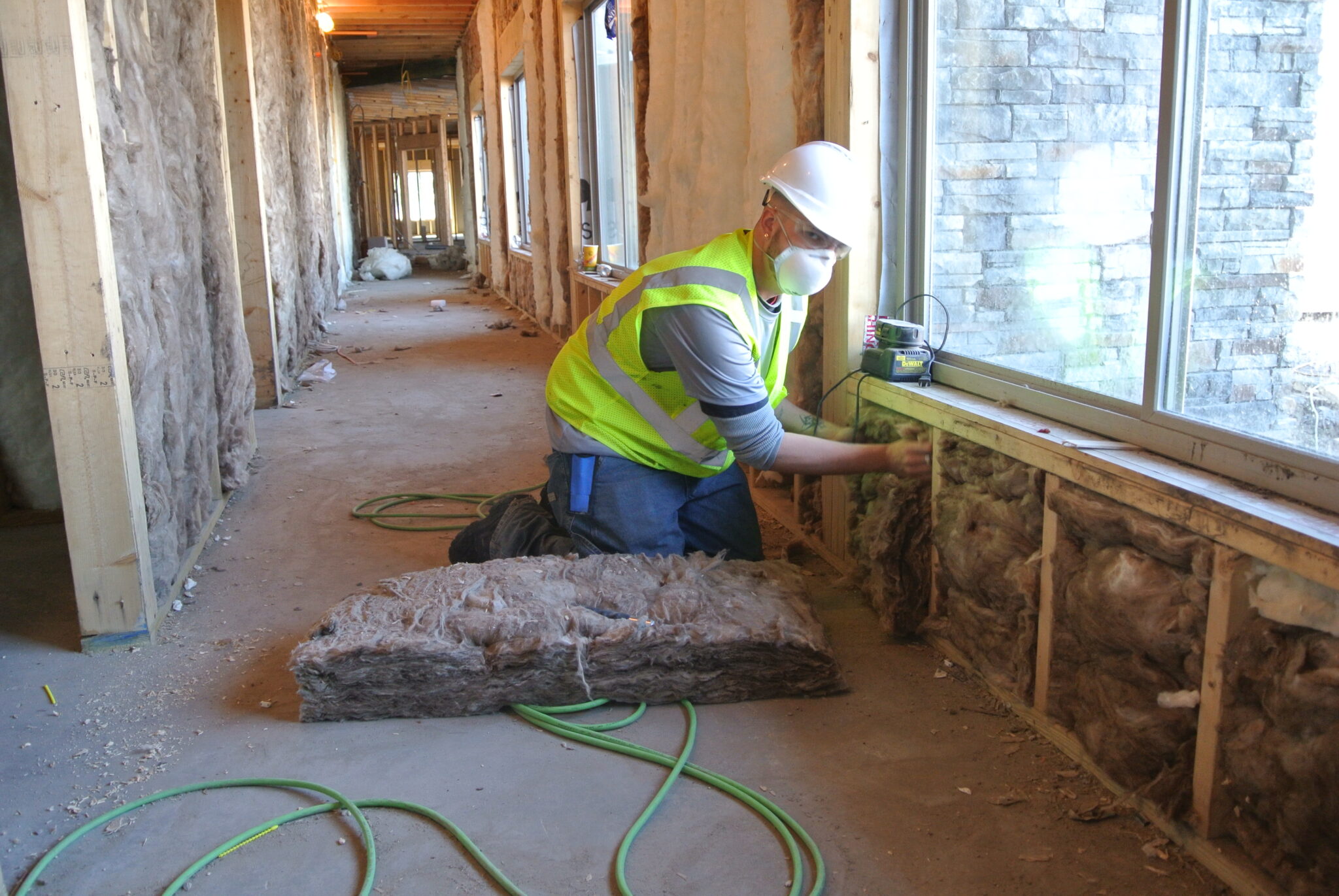 How to insulate a commercial building? -Ecoin